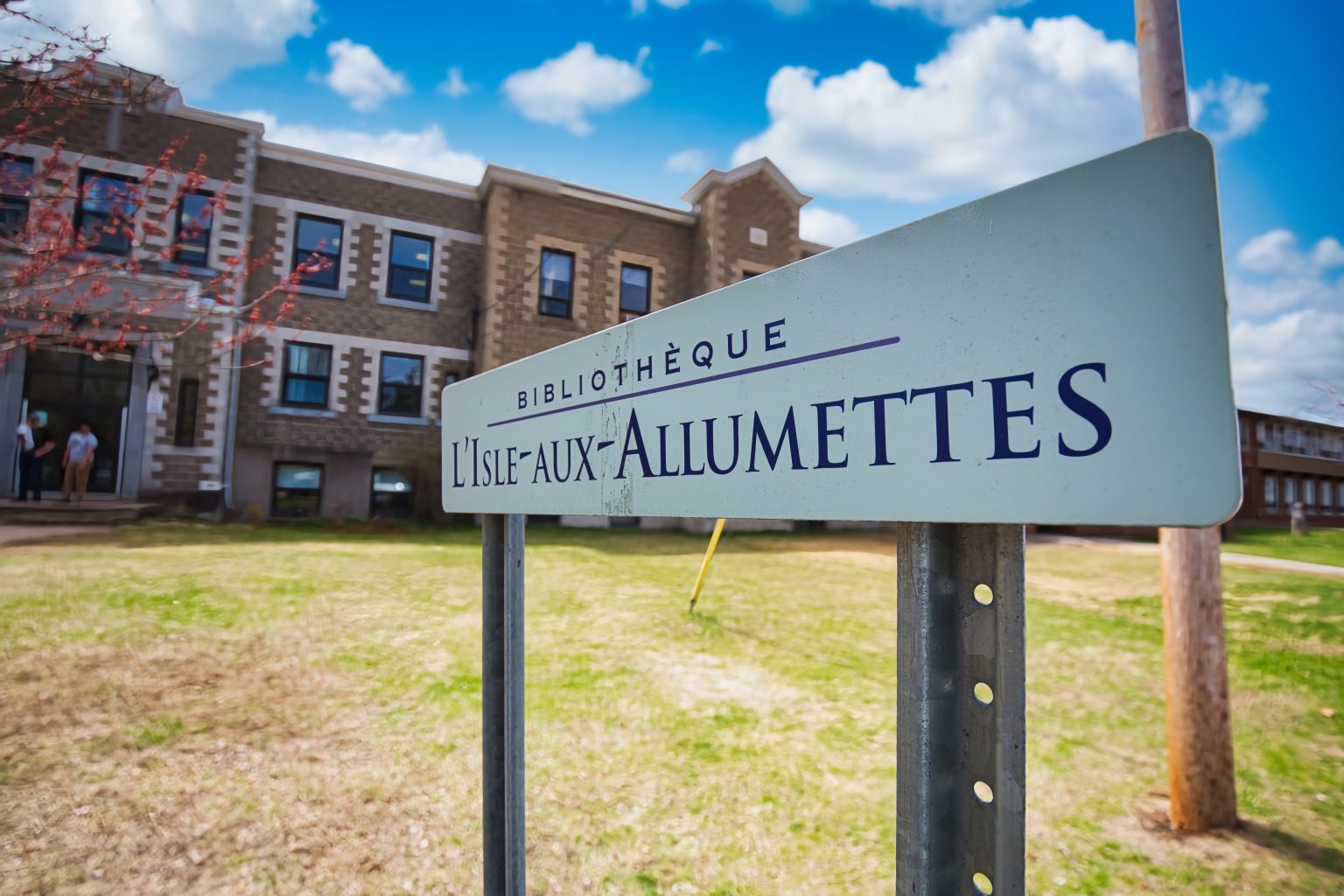 L'Isle-aux-Allumettes & Sheenboro Library - Pontiac Ouest